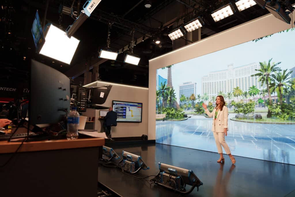 Why journalists need to embrace augmented news programming - Ross Video